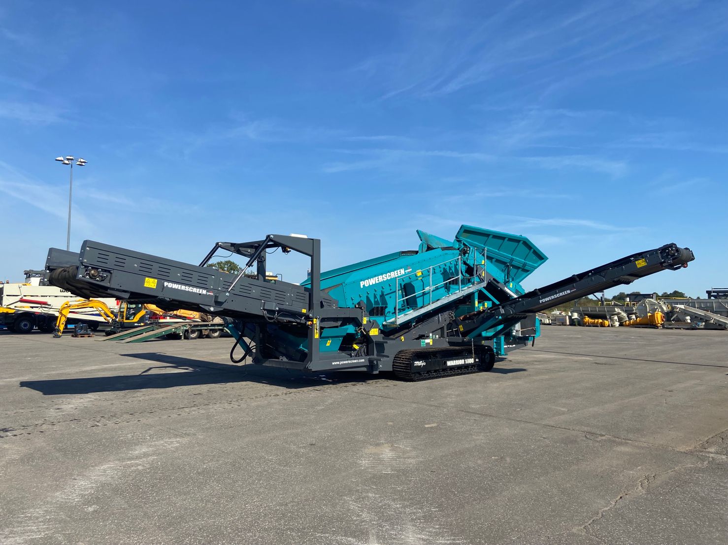 Nieuwe hybride zeef op locatie Dodewaard - De Beijer